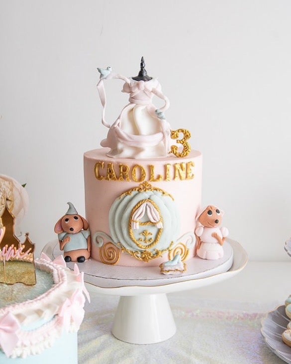 One Tier Custom Cakes | Bundle of Cupcakes