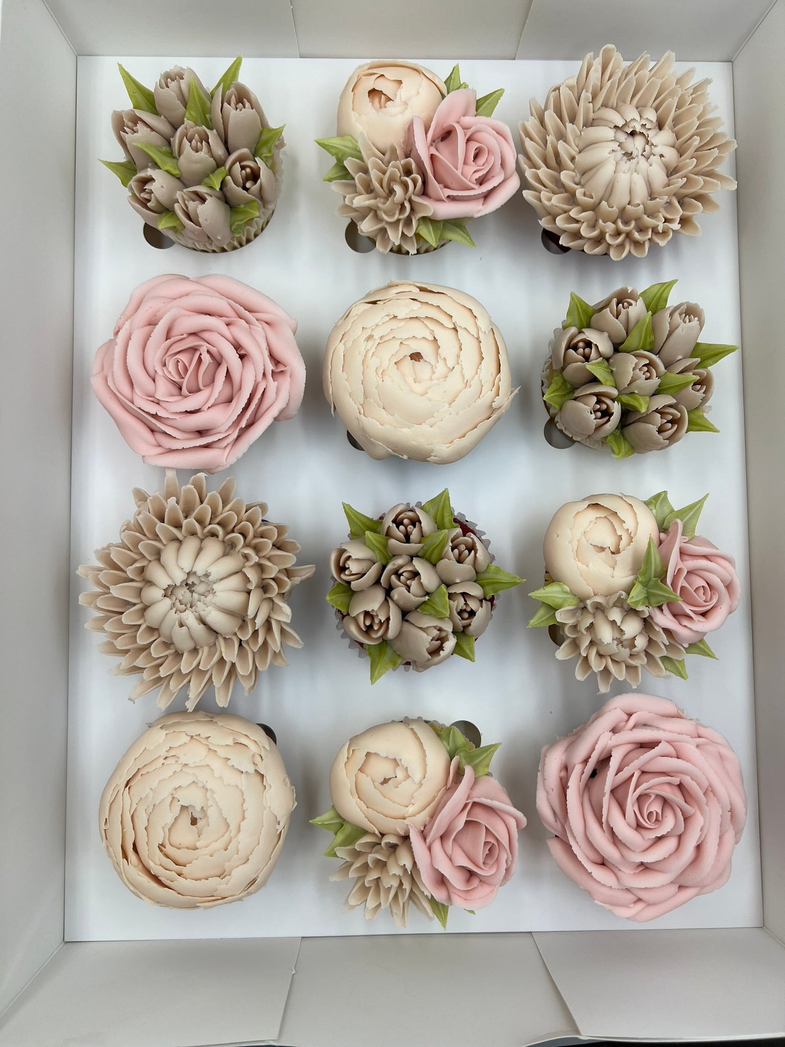 Pre-Designed Floral Cupcakes Box | Bundle of Cupcakes